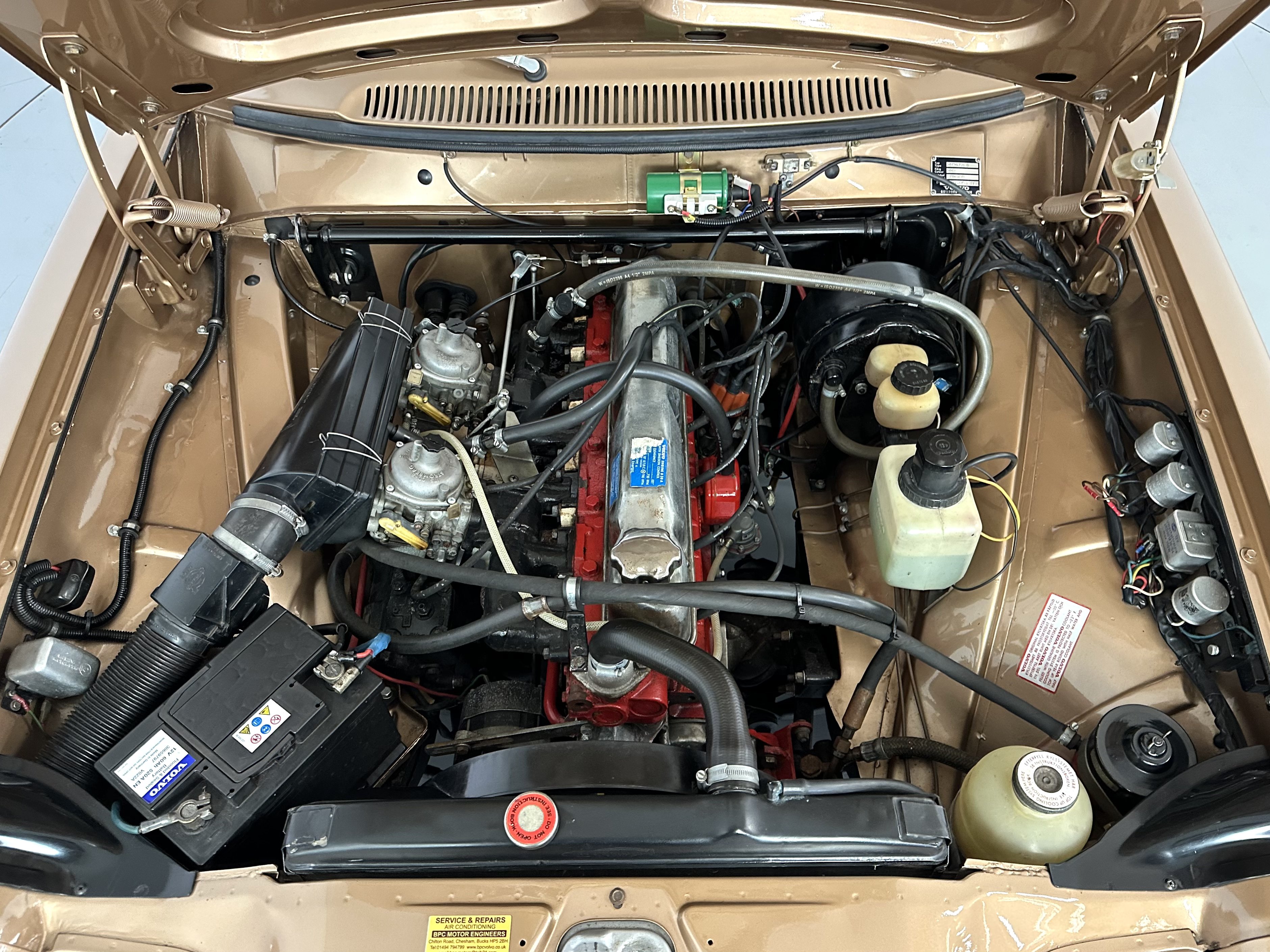 Lot 67 1970 Volvo 164