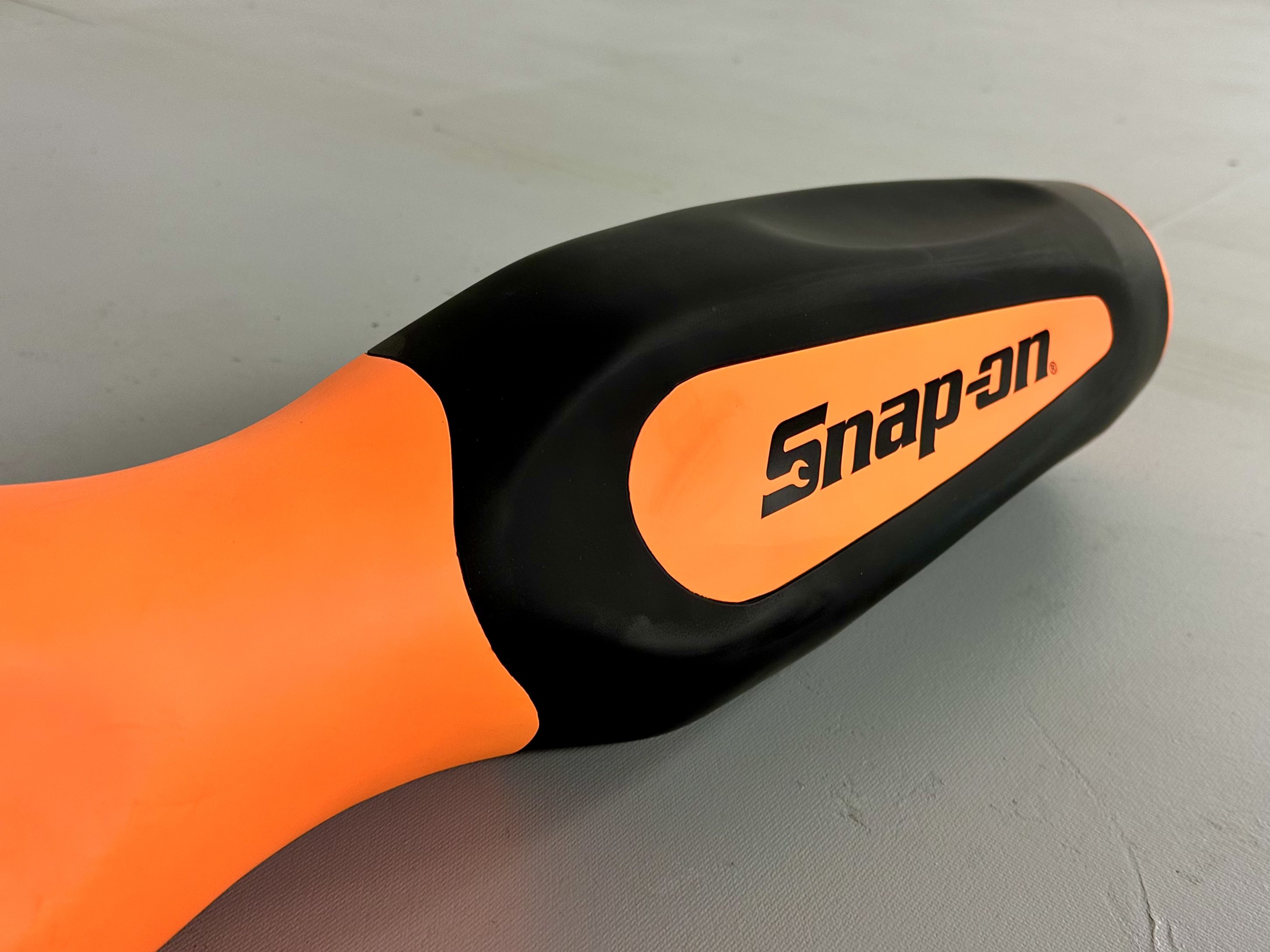 Lot 102 - Snap-On Large Display Screwdriver 122cm